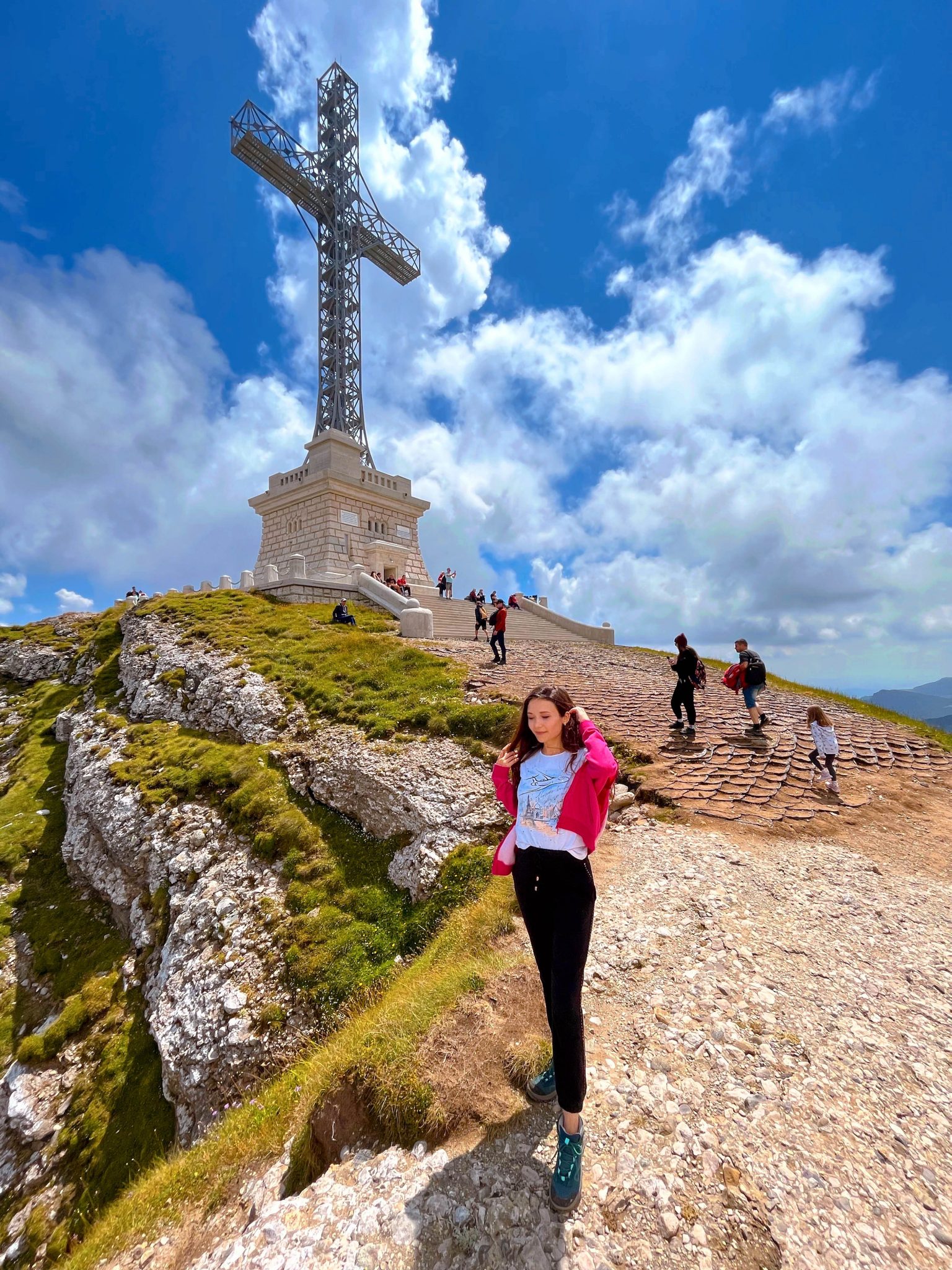 Cum am ajuns la Crucea Eroilor Neamului de pe Muntele Caraiman (traseul ...